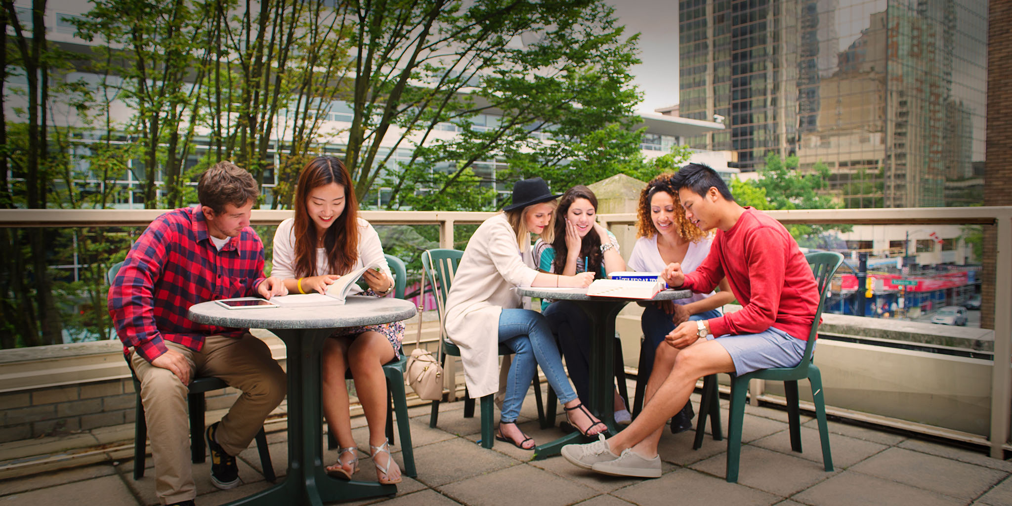 Study English at Kaplan International in Vancouver | ESL