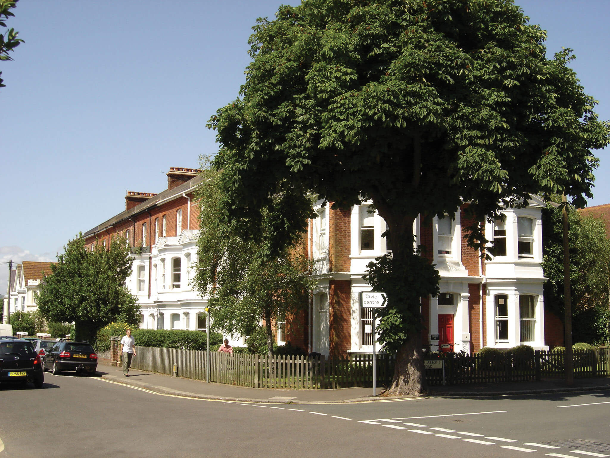 Learn English in Worthing - Language School CES | ESL