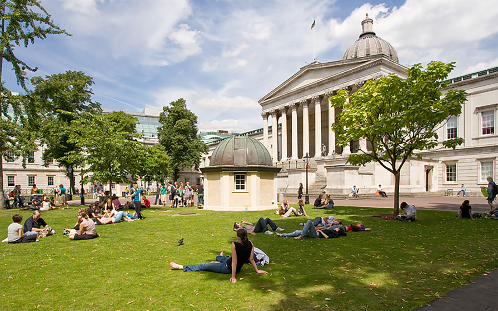 Study English at London Central (14-17) in London | ESL